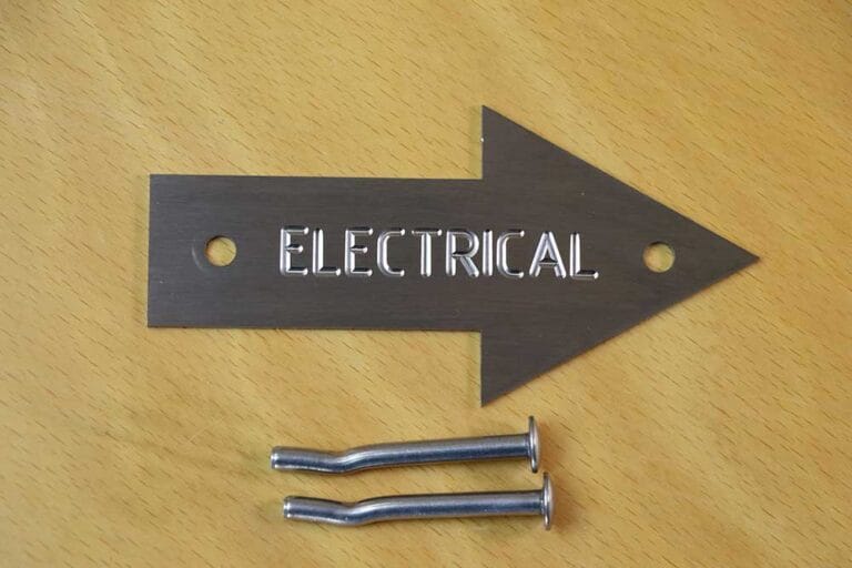 Electrical Directional Arrow Markers - Electrical - Arrow - HTD Kerbmarkers